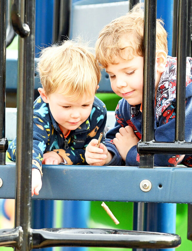 Sticking together | News, Sports, Jobs - Altoona Mirror